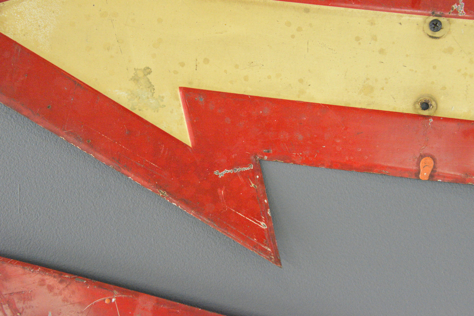German Railway Arrow Signs Circa 1950s – Otto's Antiques