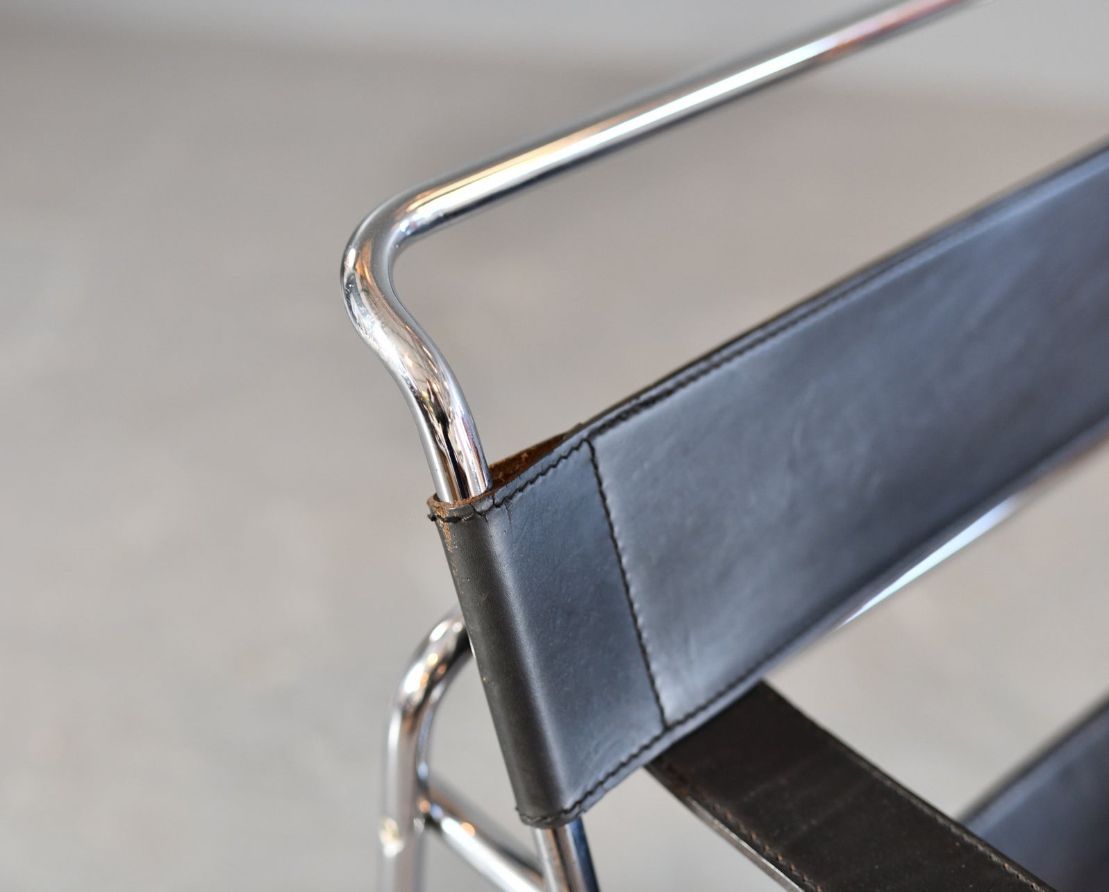 Bauhaus Model B3 Wassily Chair By Marcel Breuer – Otto's Antiques