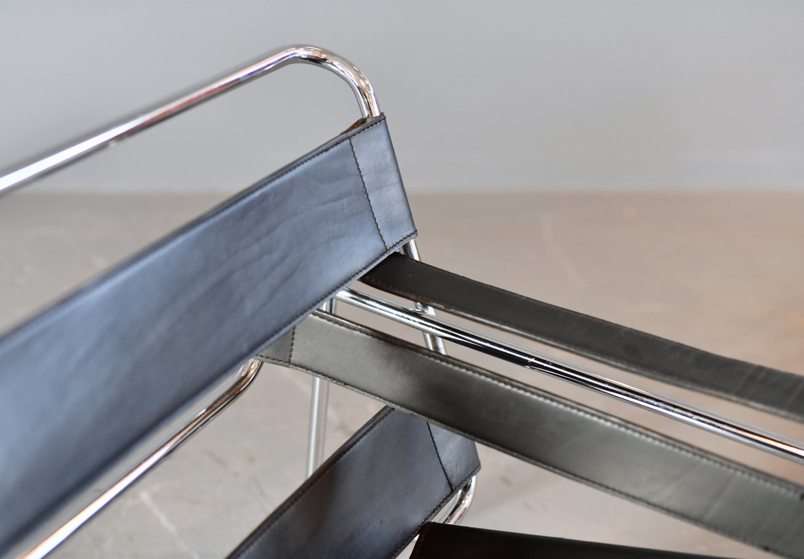 Bauhaus Model B3 Wassily Chair By Marcel Breuer – Otto's Antiques