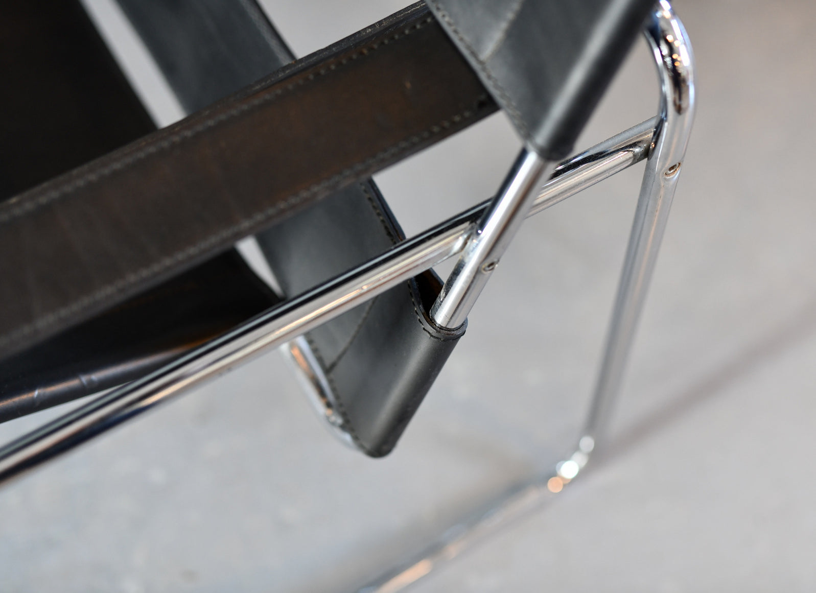 Bauhaus Model B3 Wassily Chair By Marcel Breuer – Otto's Antiques